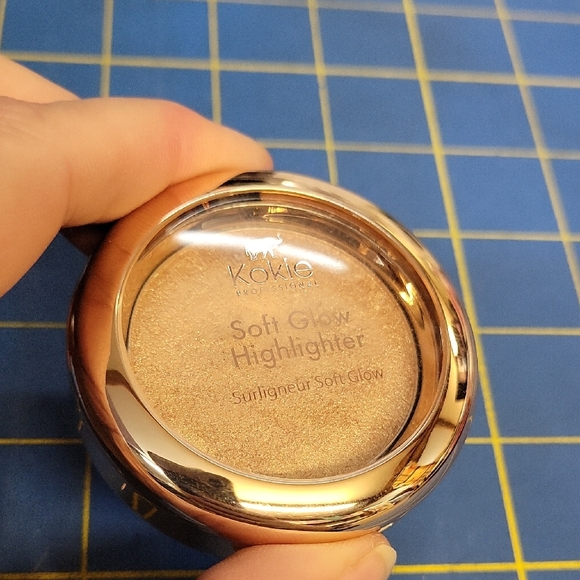 Kokie | Makeup | Kokie Soft Glow Highlighter Heavenly 45g New Compact ...